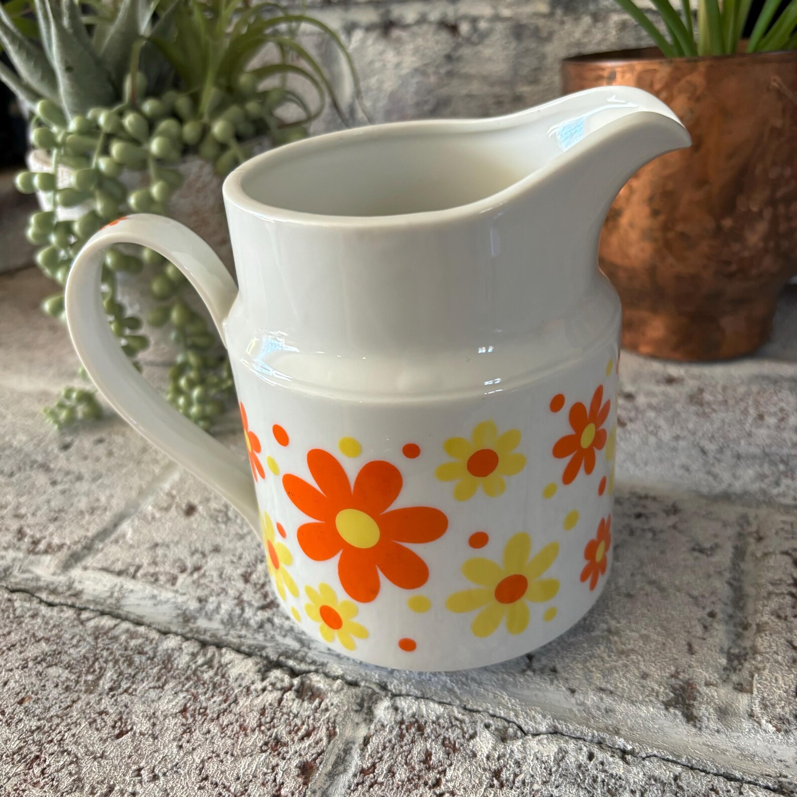 Vintage 1960s/1970s, Small Daisy Pitcher - Etsy