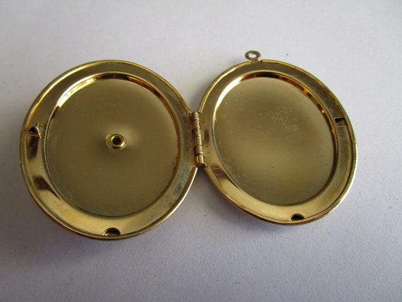 Vintage Victorian Style Large Fancy Photo Locket - Gem