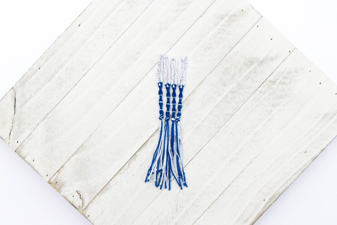 FOG Tzitzits, 6" Sparkly Silver and White Tzitzits With Blue, Yod Hey ...