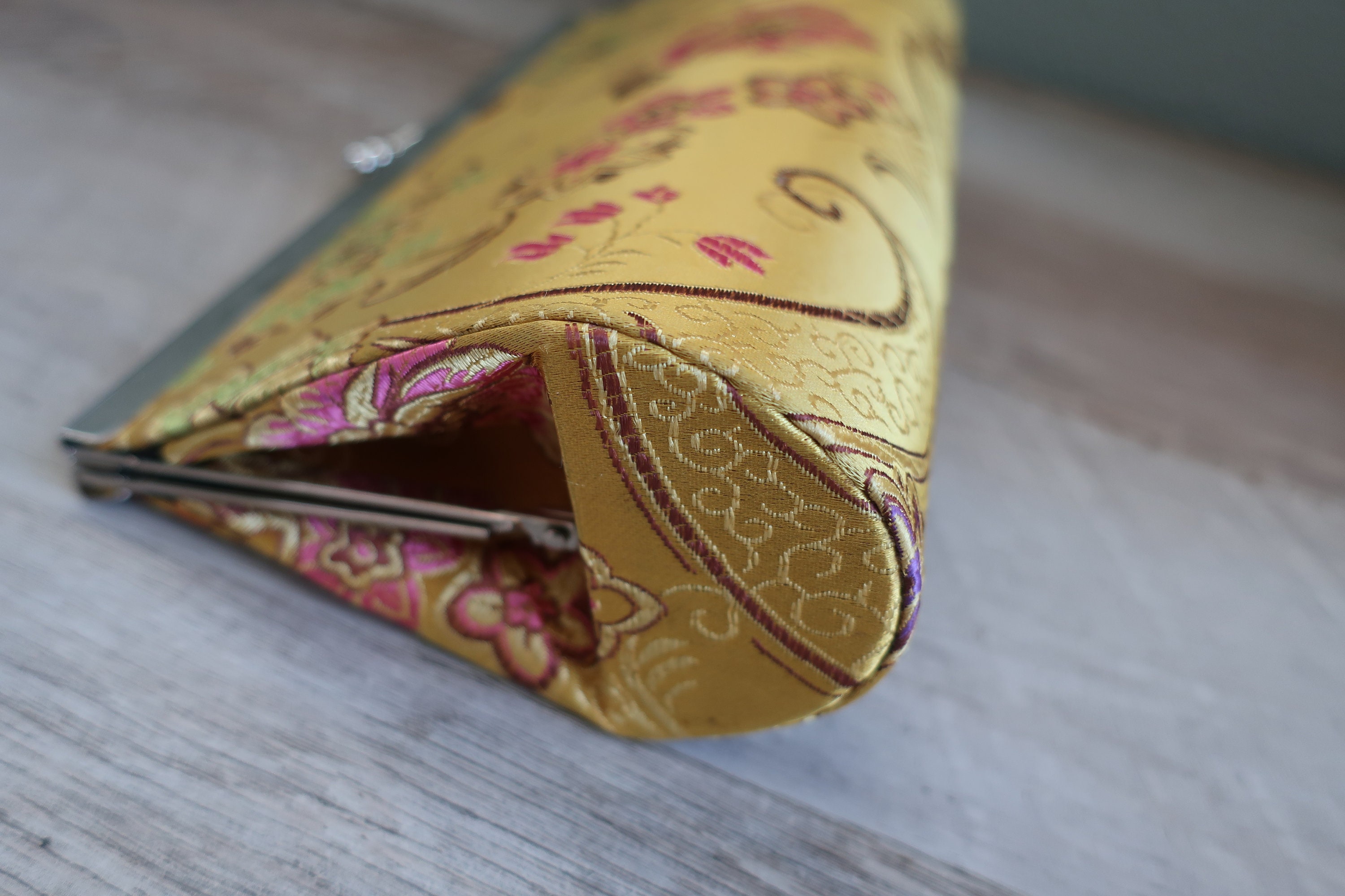 Vintage Asian Silk Embroidered Clasp Purse Japanese Handbag | Etsy