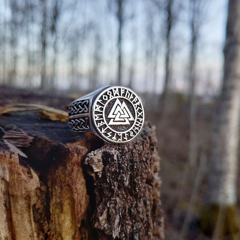 Valknut - Etsy