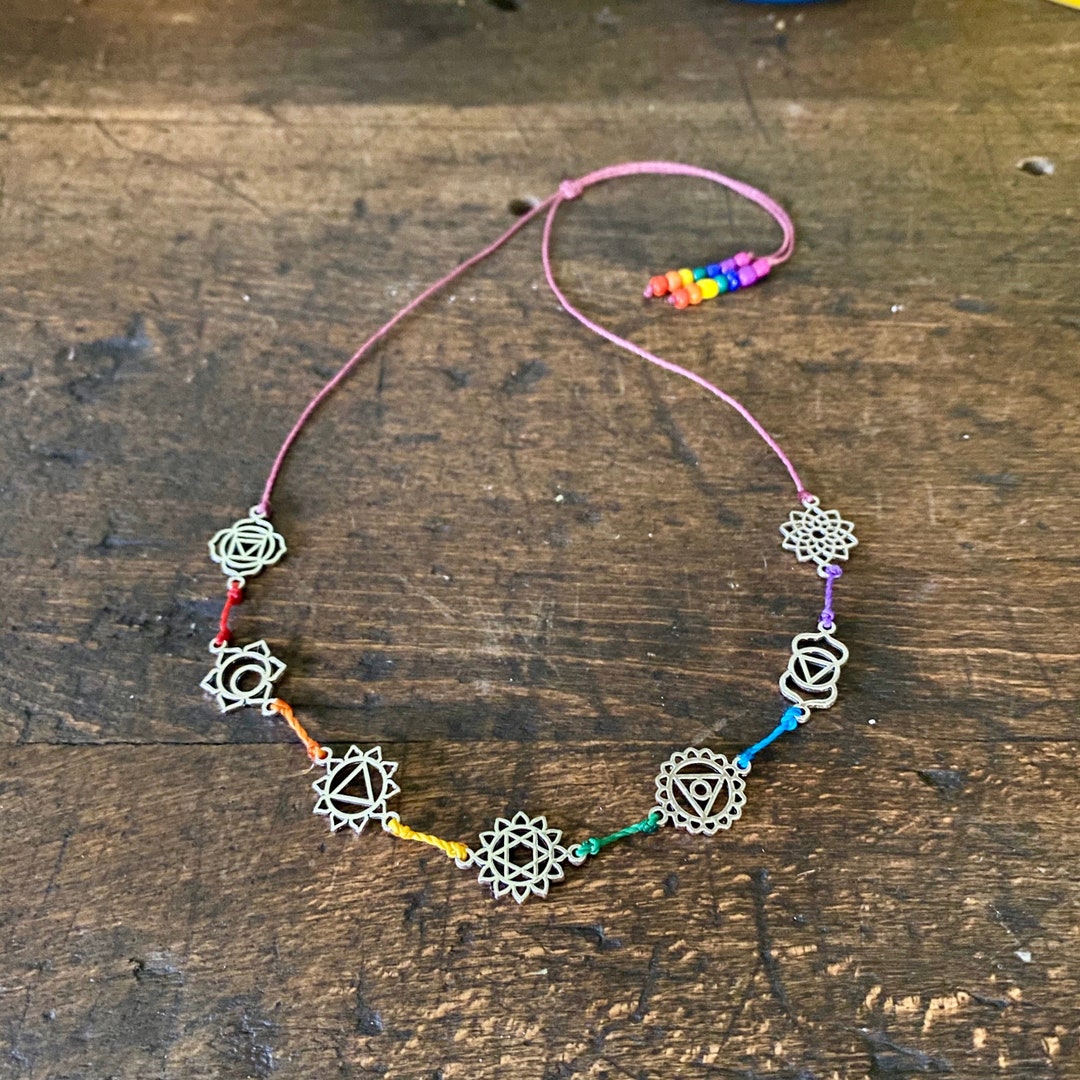 7 CHAKRA Macrame Charm Necklace - Etsy