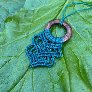 Double Heart Shaped Macrame Necklace With Wood Hoop, Evergreen, 51 ...