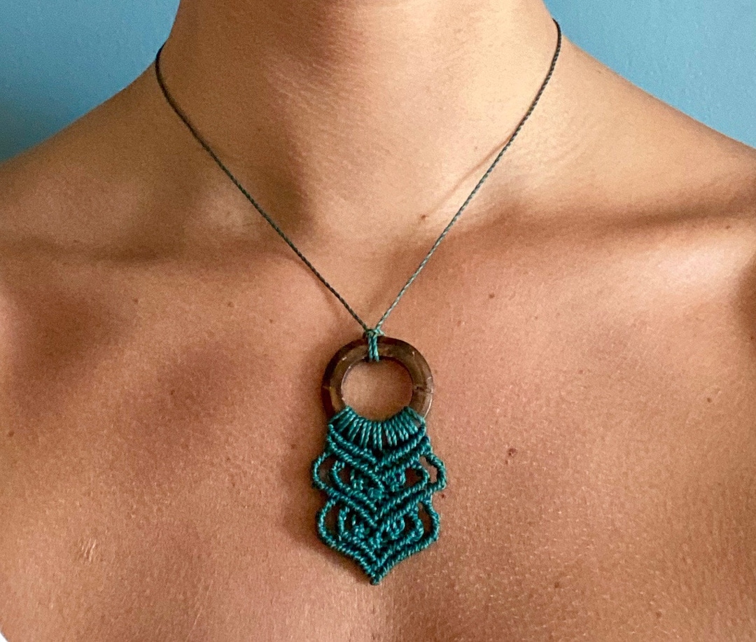 Double Heart Shaped Macrame Necklace With Wood Hoop, Evergreen, 51 ...