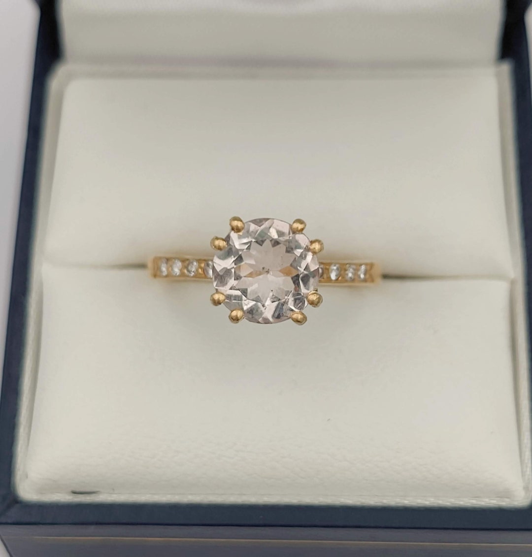 Vintage 18K Gold Morganite Solitaire Ring - Etsy