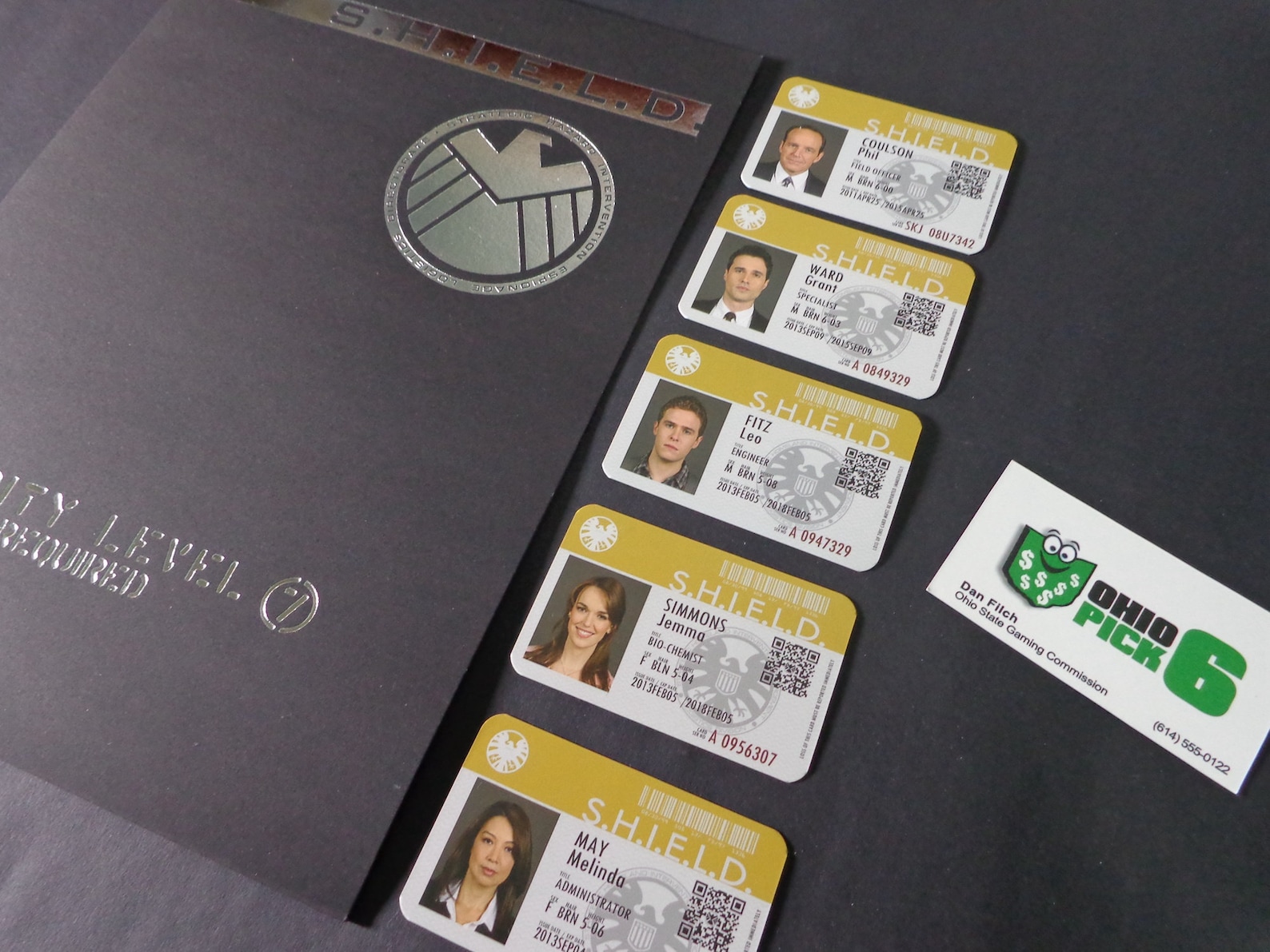 Agents of S.H.I.E.L.D. Secret File & ID Cards Paper Props TV Show Movie ...