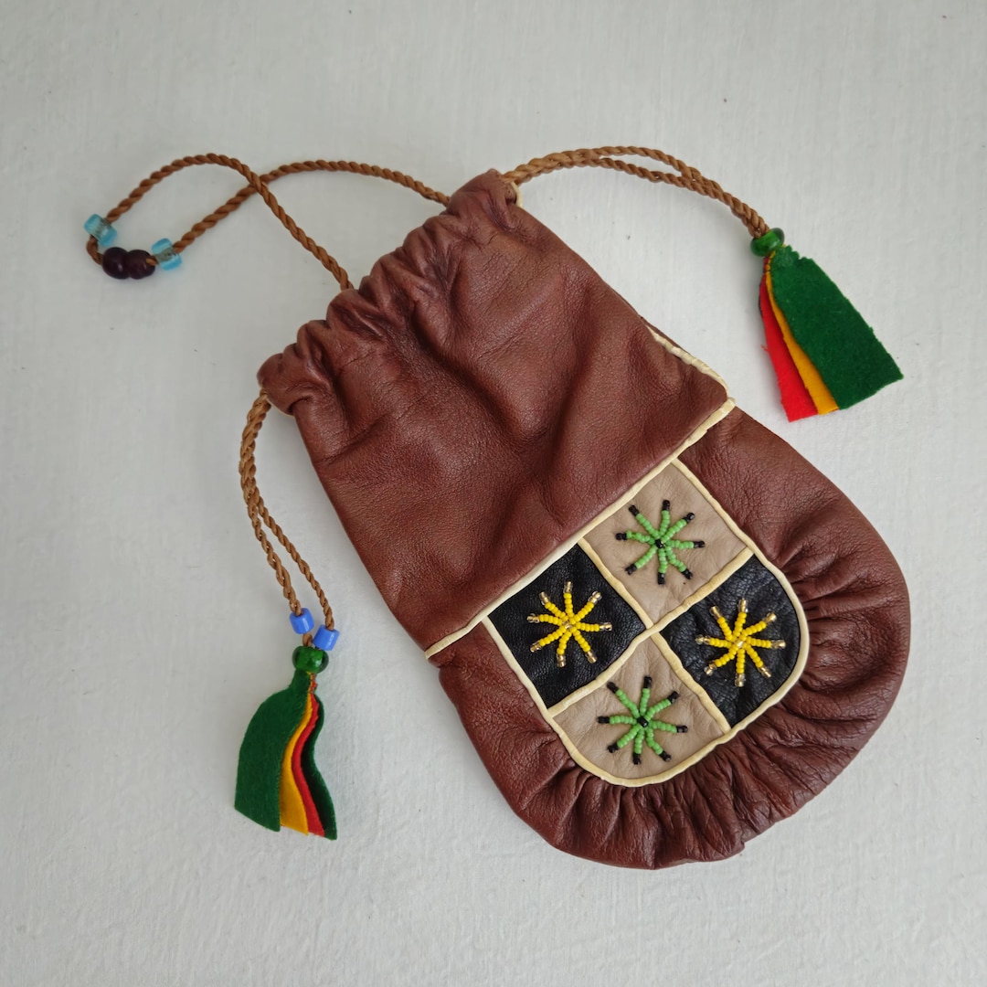DUODJI Sámi Handmade Reindeer Leather Pouch Bag With Pearl Embroidery ...