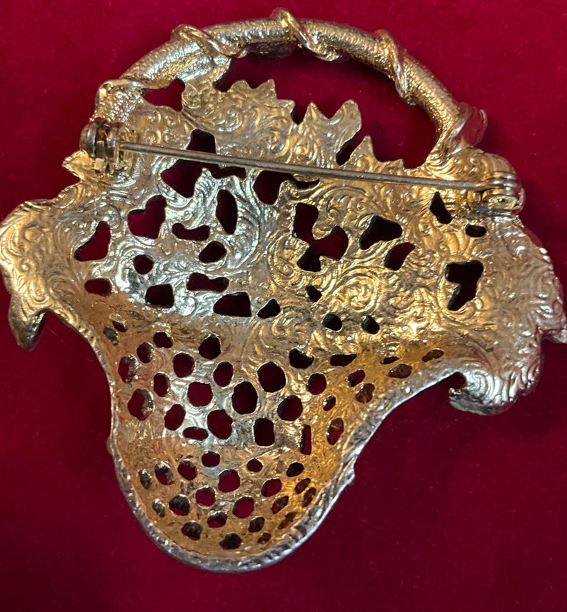 Decorative Vintage Floral Bouquet Basket Brooch - Etsy