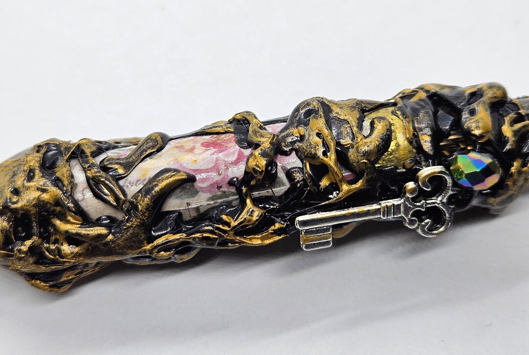 Victorian Rose Credit Card Holder | Molten Metal ATM Clamp - Etsy