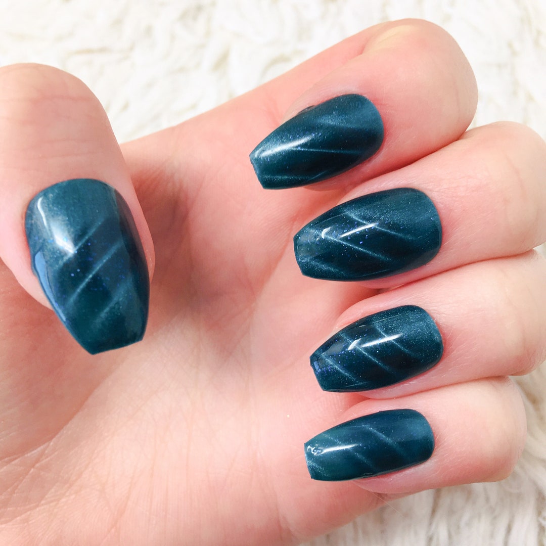 Custom Press on Nails | Galaxy Nails | Glue on Nails | Cat Eye Nails ...