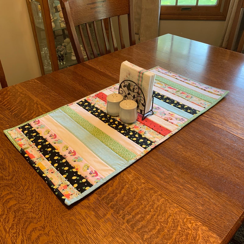 Table Runner Hot Pad - Etsy