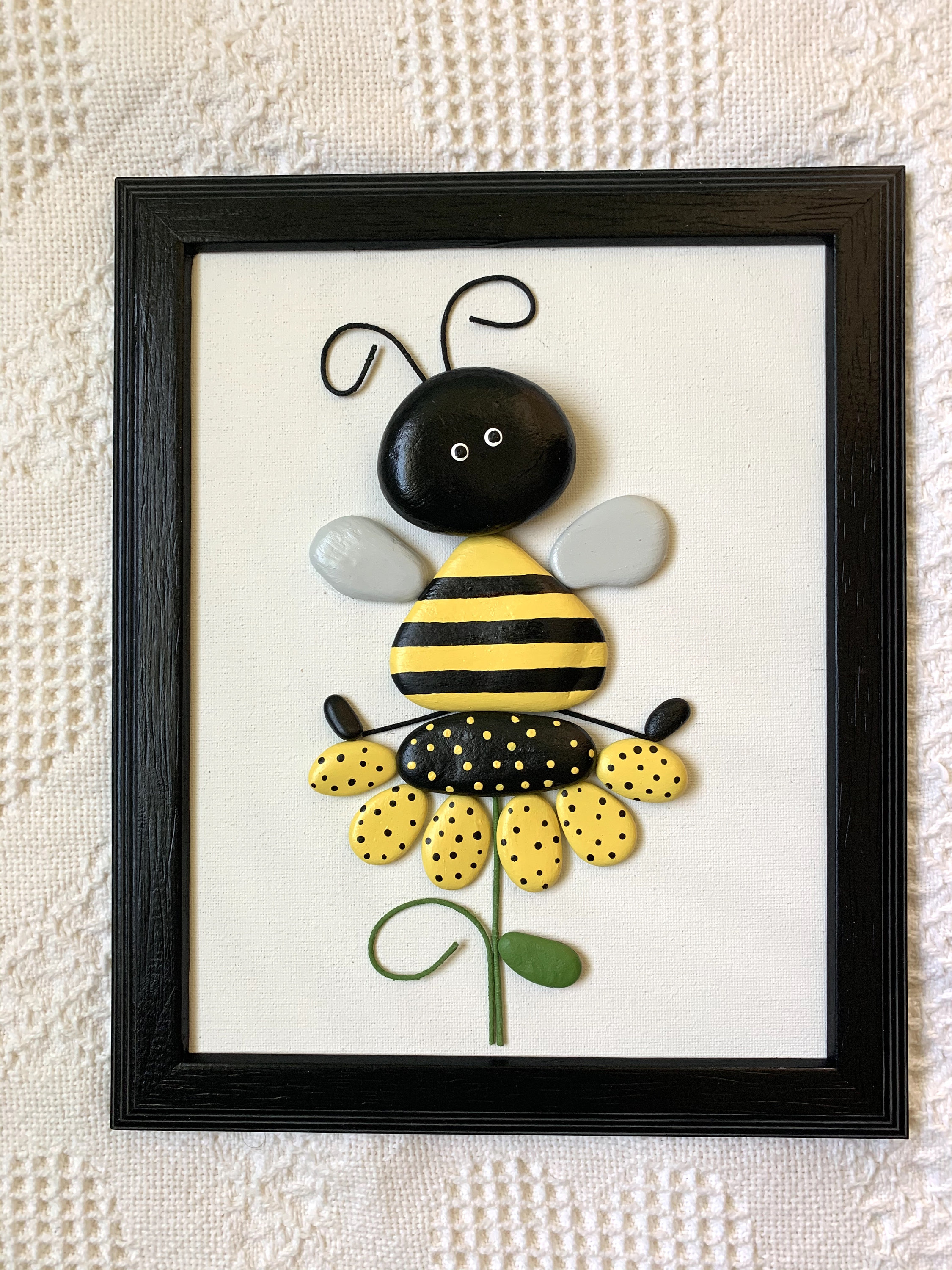 Bee decor bumble bee stone art bee wall hanging nursery | Etsy