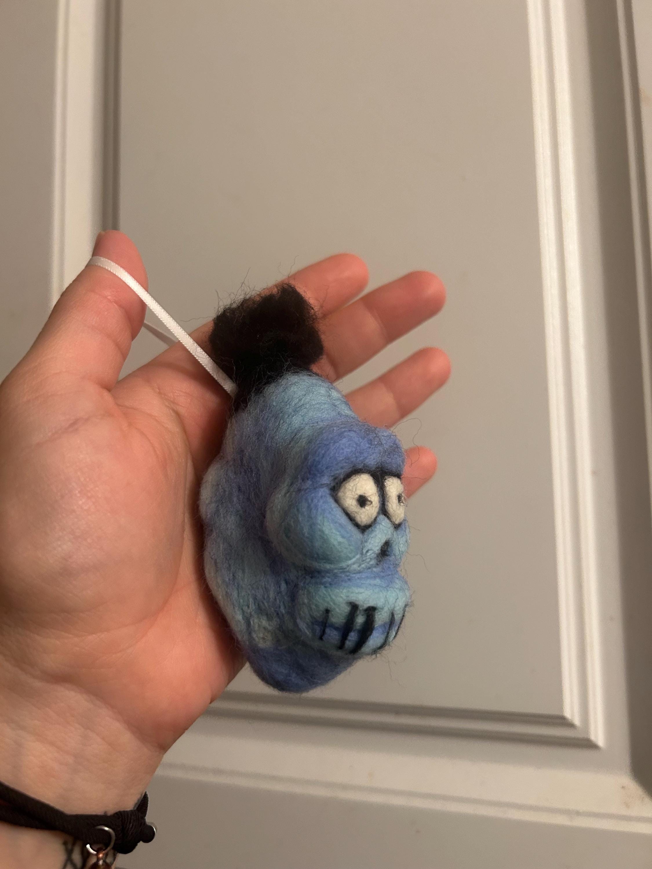 Beetlejuice Bob Head Wool Sculpture Hanger - Etsy