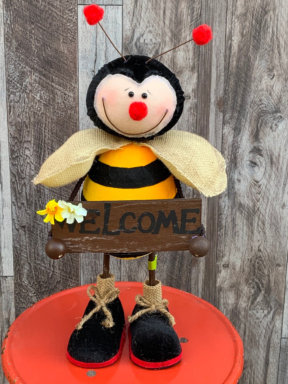 Bee Welcome Bee Standing Bee Welcome Sign - Etsy