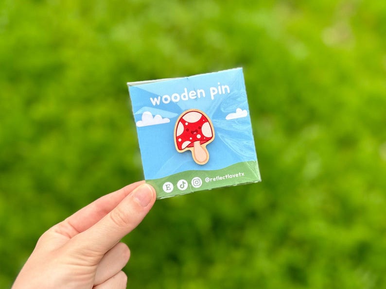 Mushroom Pin, Wooden Fungi Clutch Pin, 1.5 Inch Plant Wood Pin, Groovy ...
