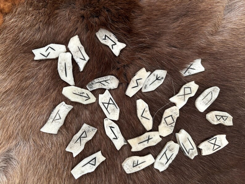 Bone Rune Sets - Elder or Younger Futhark - Etsy