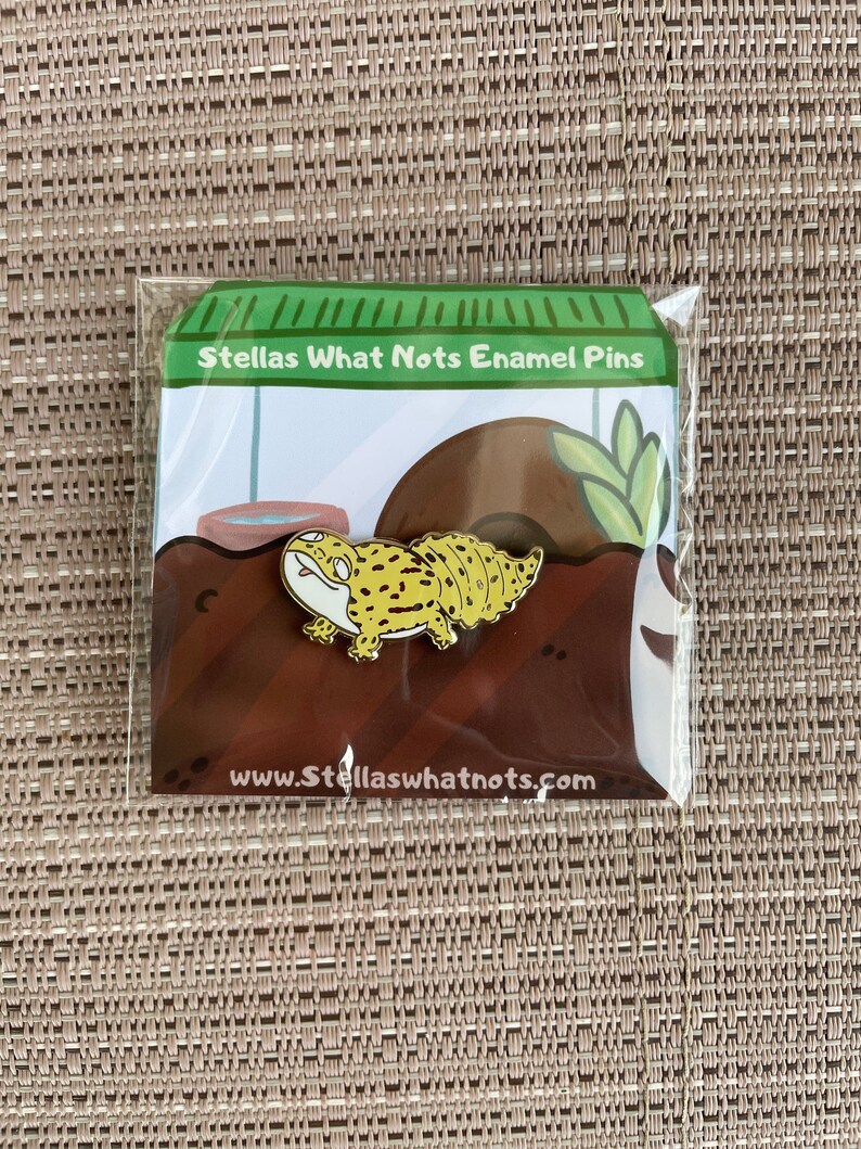 Leopard Gecko Enamel Pin Two Types Wild Type and Mack Super - Etsy