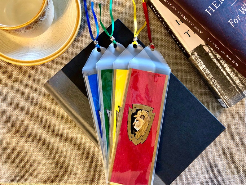 Hogwarts House Bookmarks, Hand-painted - Etsy