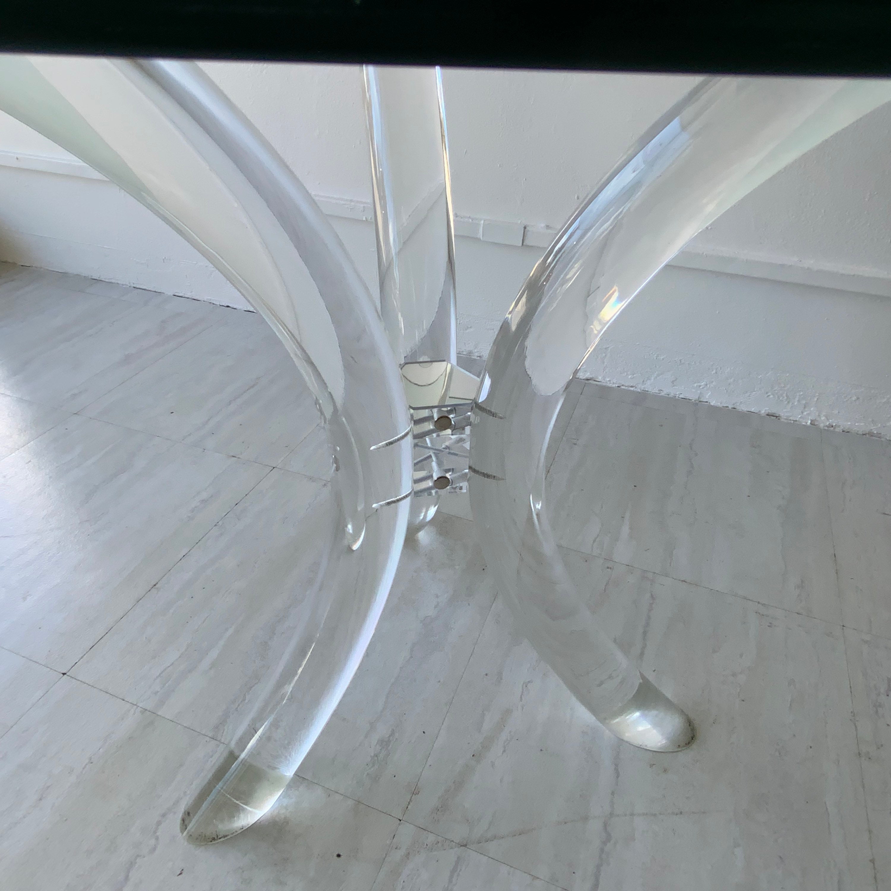 Tripod Lucite Tusk/saber Shaped Legs Table Base in Charle - Etsy Tripod Lucite Tusk/saber Shaped Legs Table Base in Charle - Etsy