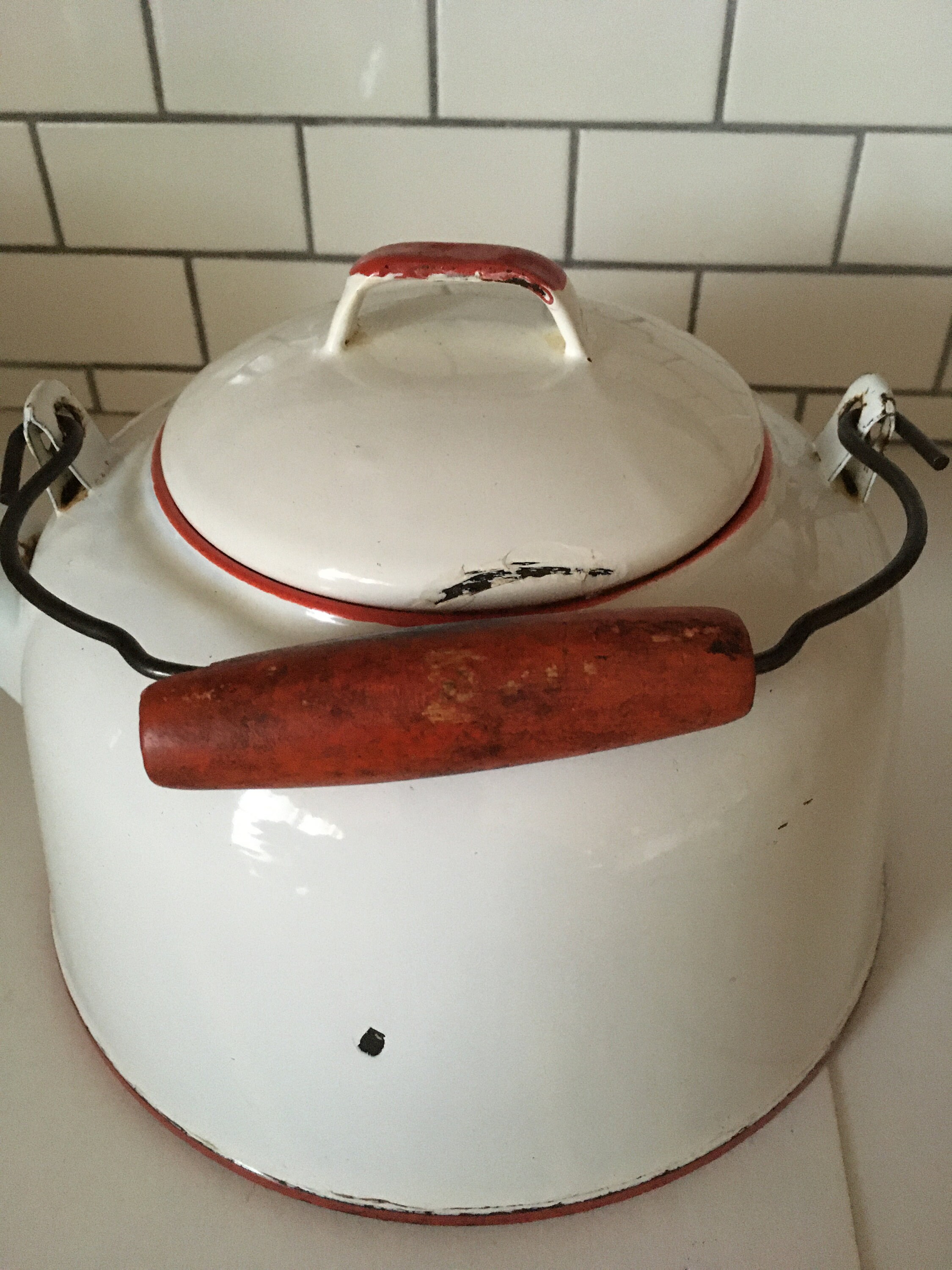 Vintage 16 Piece Collection Farmhouse White/red Trim Enamelware and ...