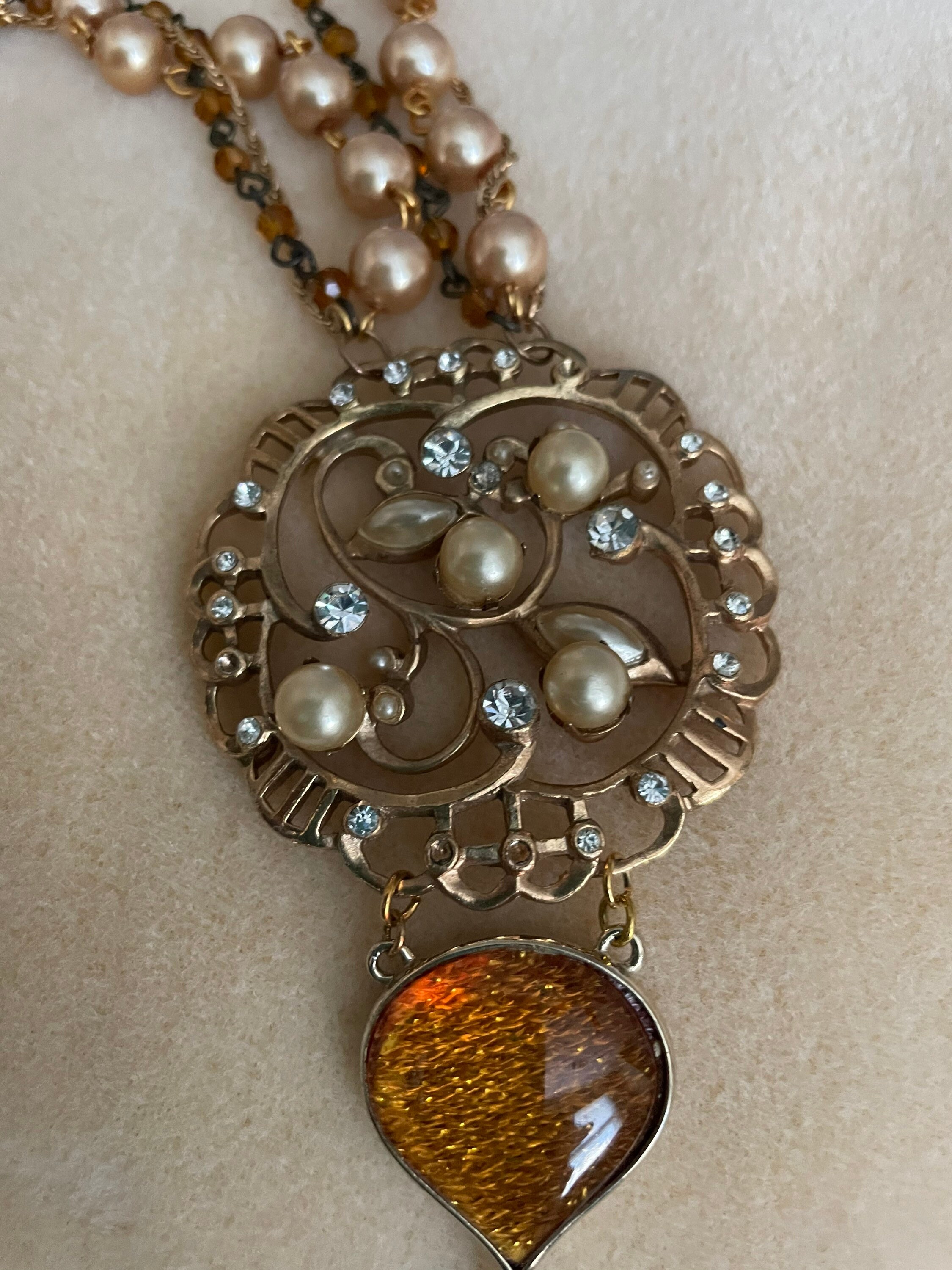 Upcycled Vintage Pin - Etsy