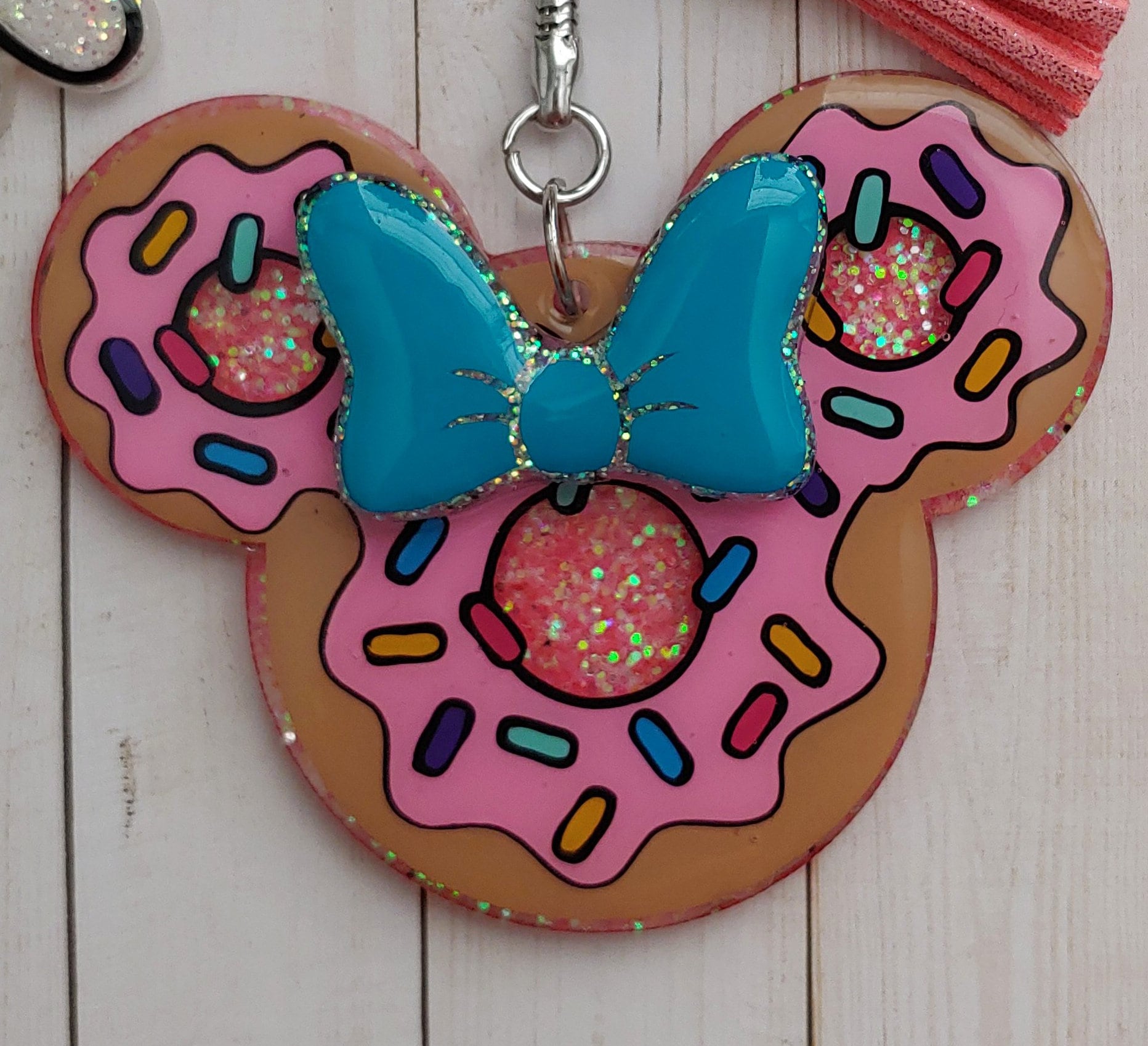 Pink Minnie Mouse Donut SVG File - Etsy