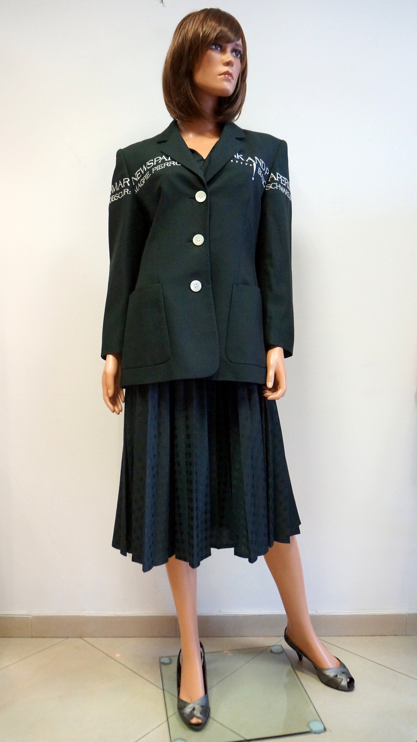 Laurel Blazer, Black White Subtitles, Viscose Silk Vintage Jacket ...