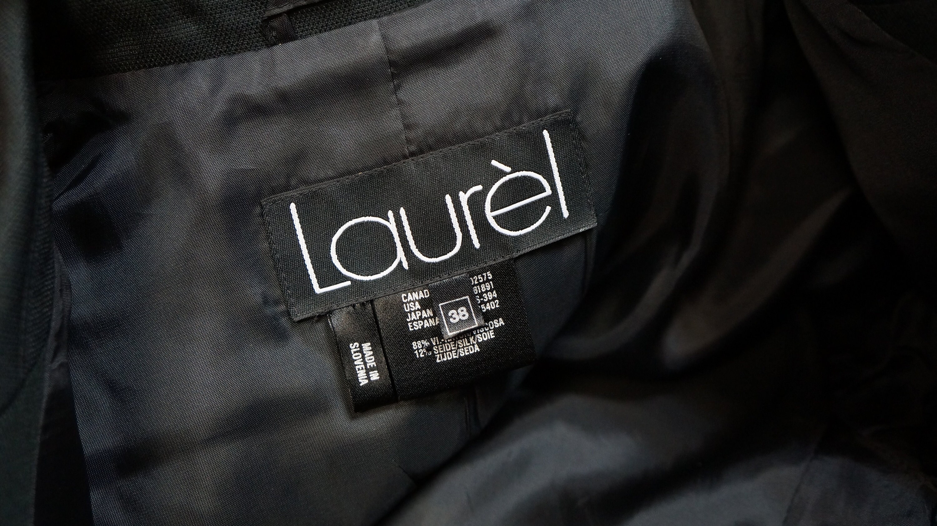 Laurel Blazer, Black White Subtitles, Viscose Silk Vintage Jacket ...