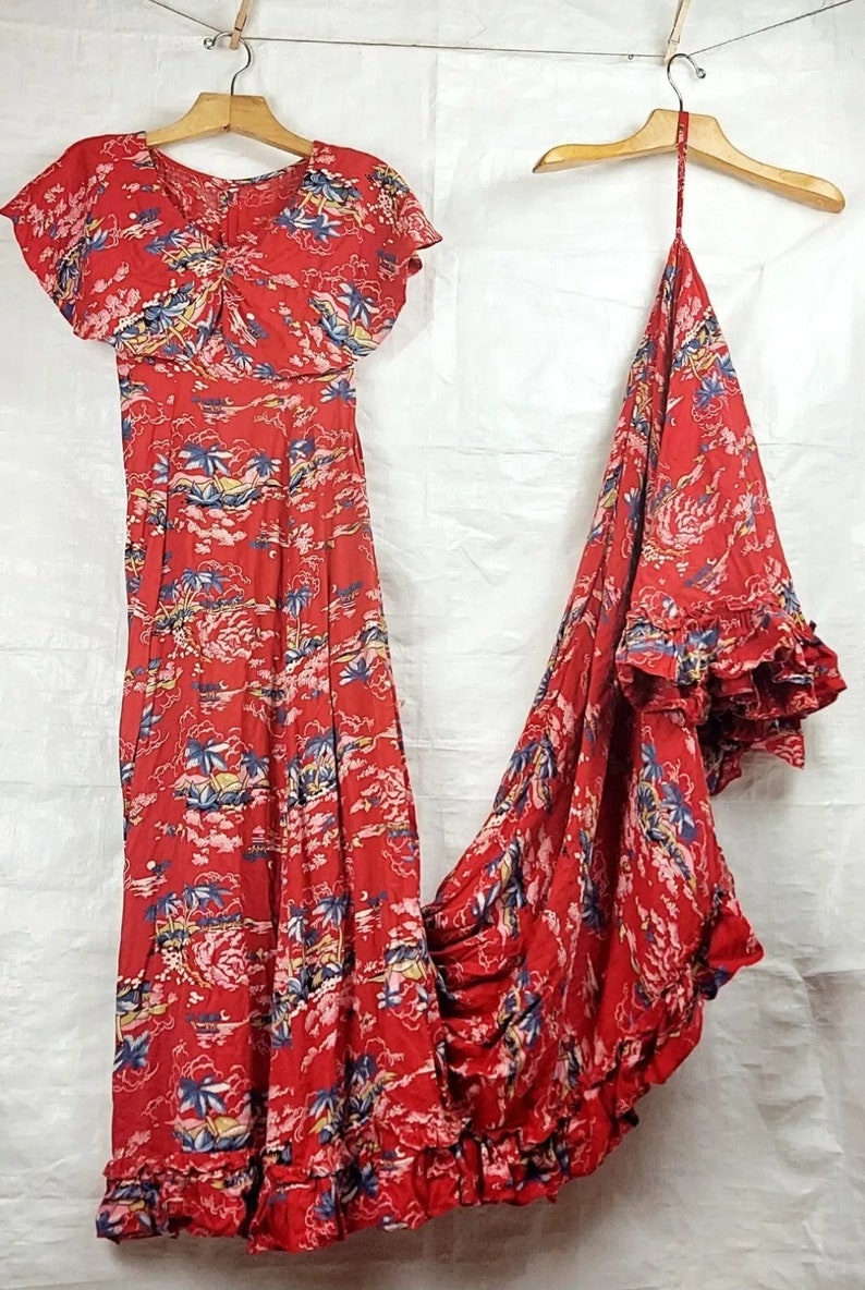 1940s Hawaiian Holoku Dress W/ Train, Handmade Vintage Women's Petite ...