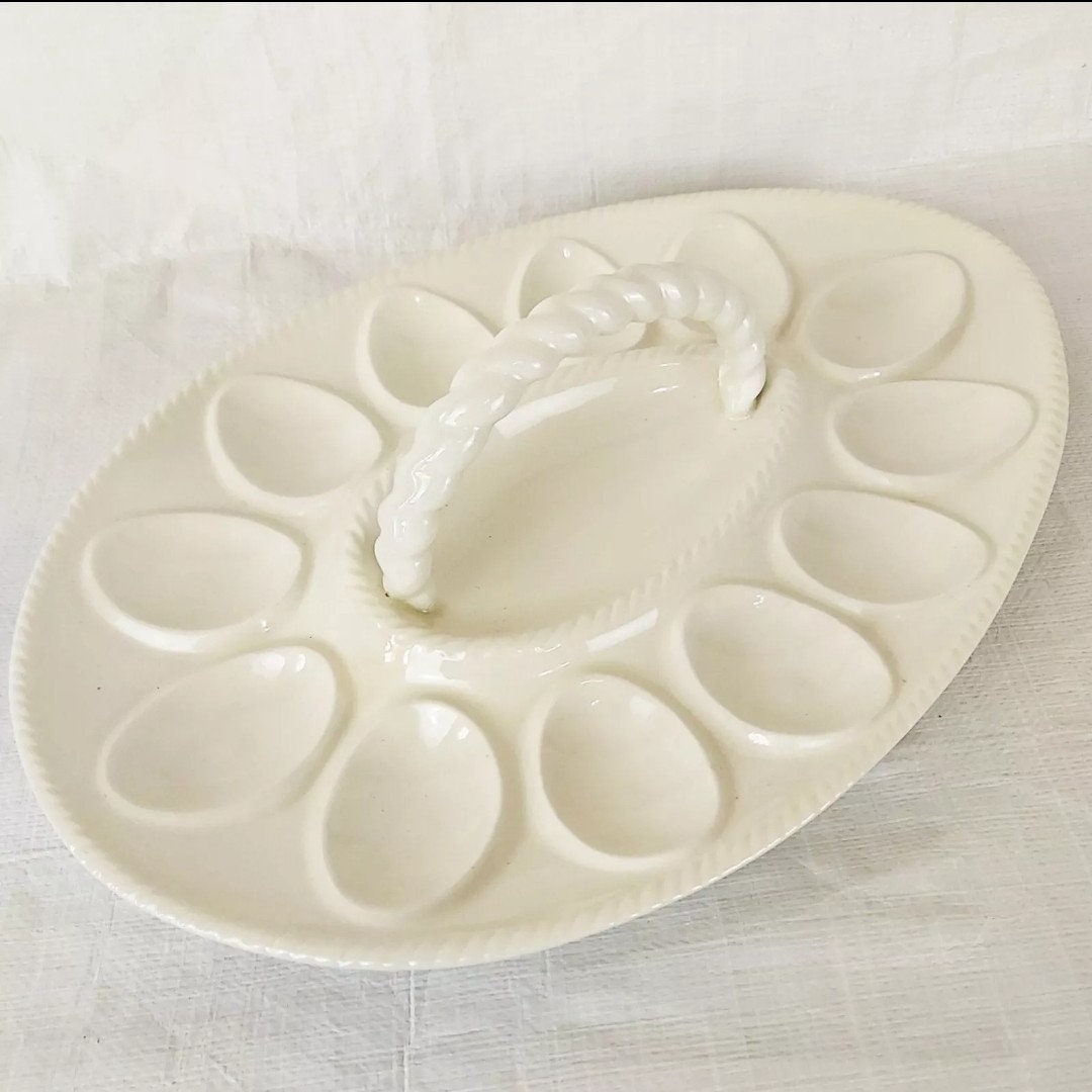 1960s Atlantic Mold Easter / Deviled Egg Carrier W/ Handle, Tray ...