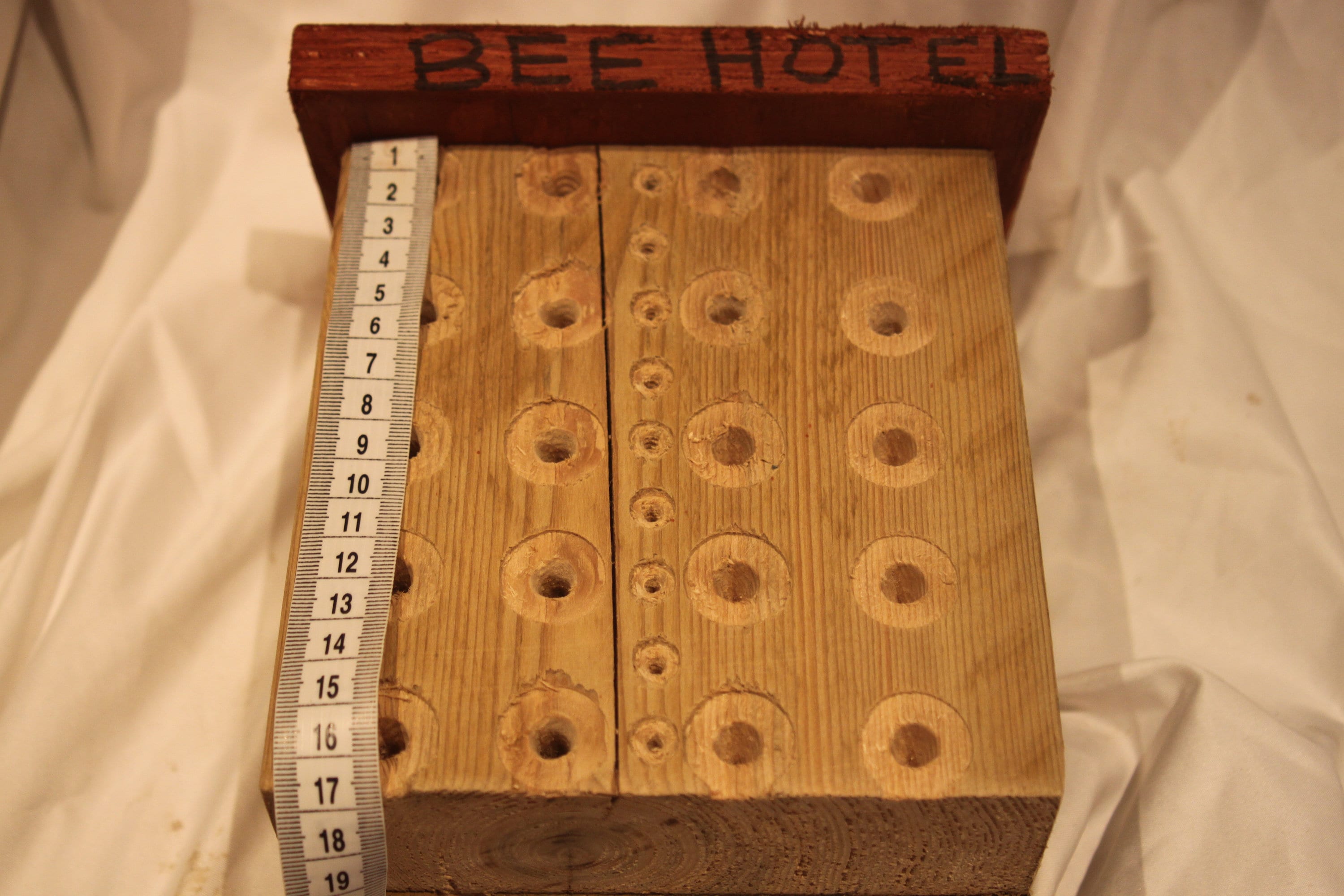Wooden Insect Bee House Natural Wood Bug Hotel Shelter Garden Nest Box ...