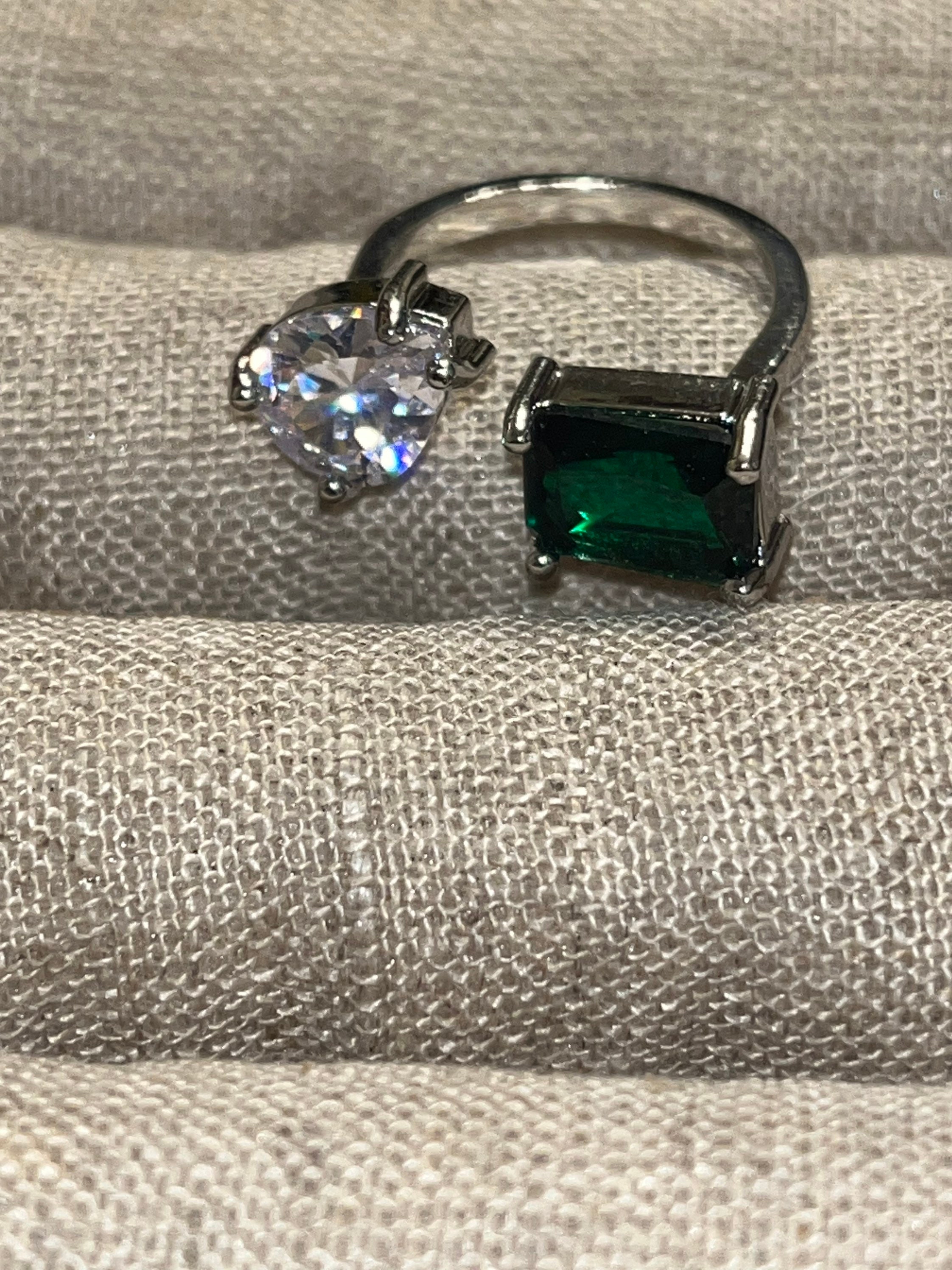 Jackie Kennedys First Lady Engagement Ring to JFK. Emerald - Etsy