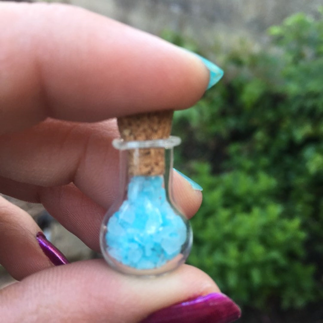 Trinket BREAKING BAD Inspired Beaker With Blue Salts Party - Etsy UK