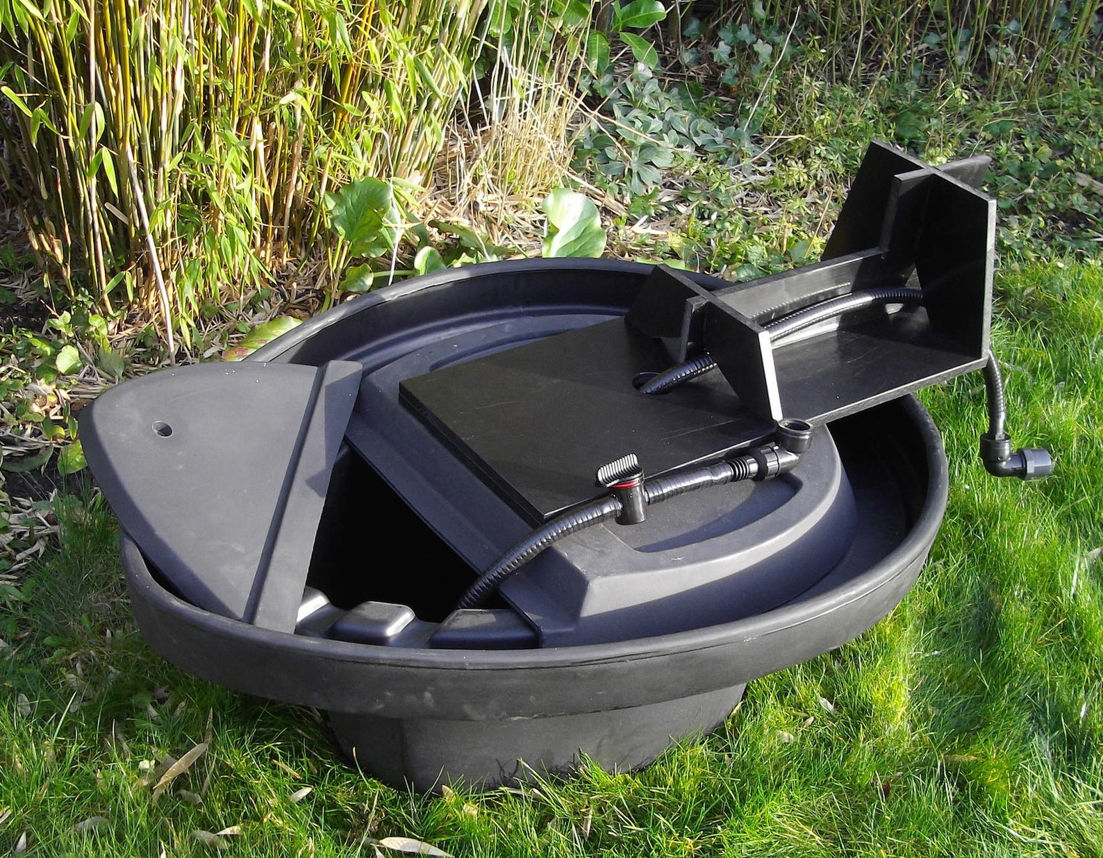 Garden Fountain Water Feature of a Flowform Cascade "emerson-mini" in a ...