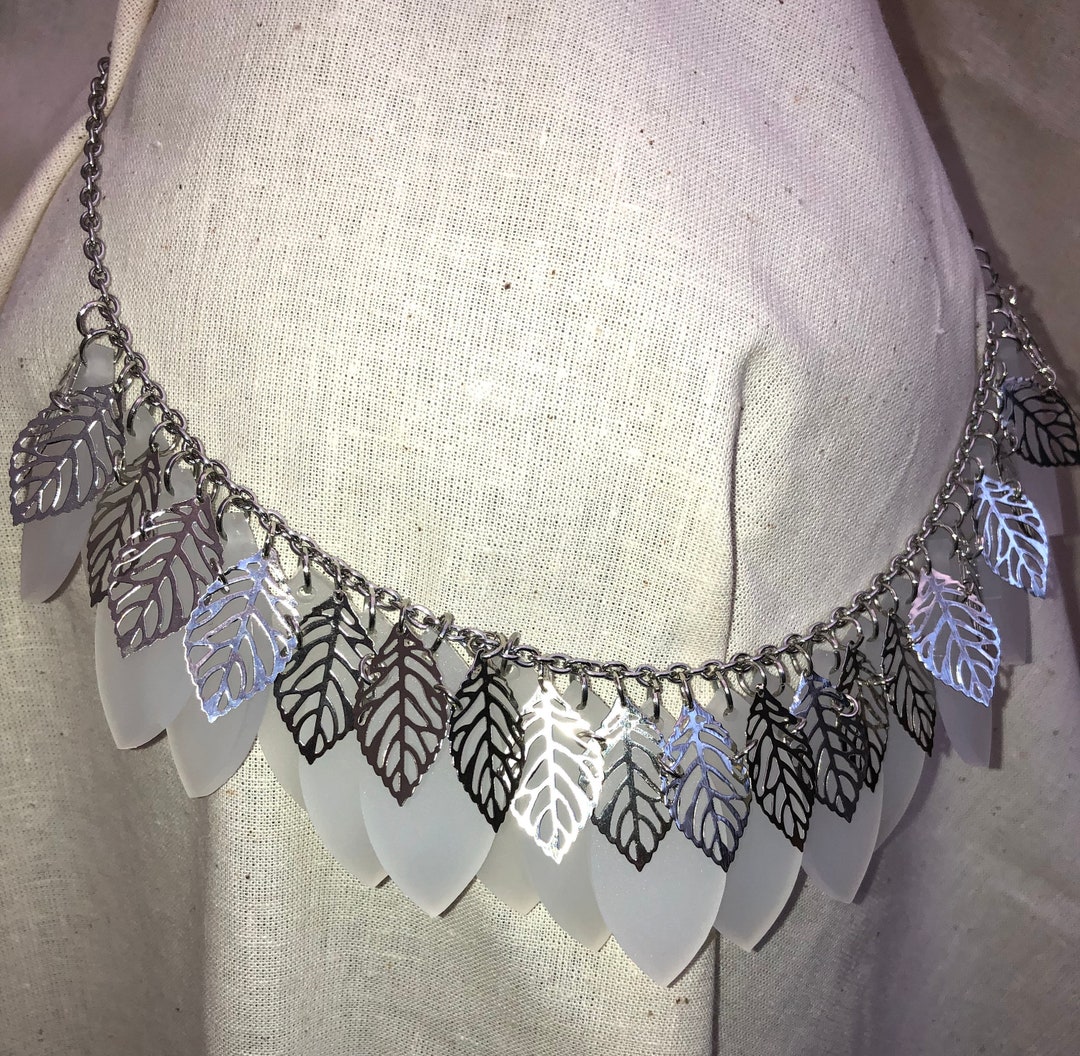 Hoja de Perspex y collar superpuesto - Etsy España