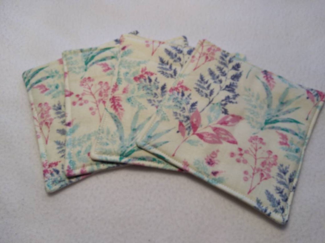 Reversible Floral Fabric Coaster Set: Handmade Farmhouse Decor - Etsy