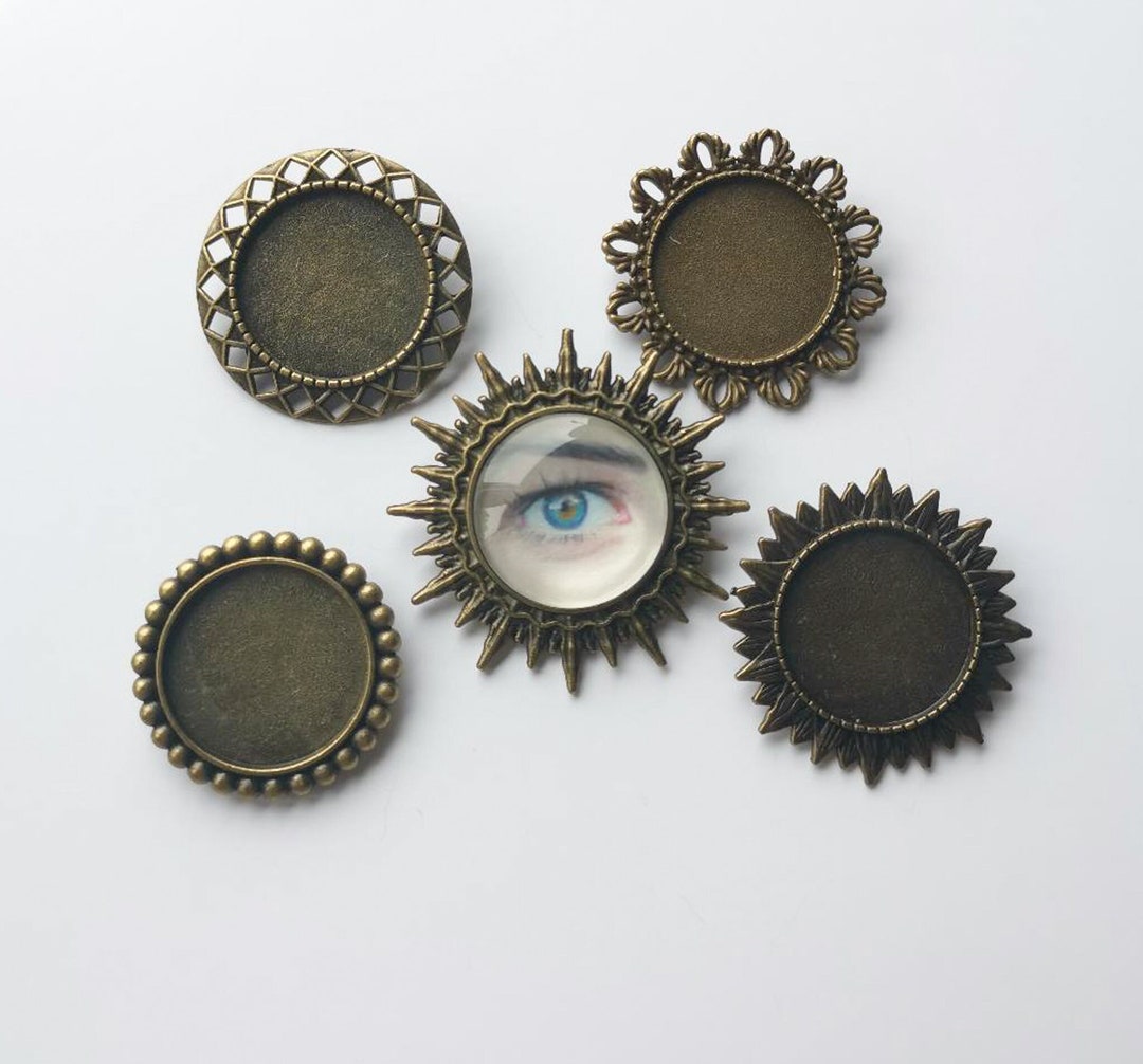Hand Drawn Personalised Lover's Eye Brooch Bronze - Unique Romantic ...