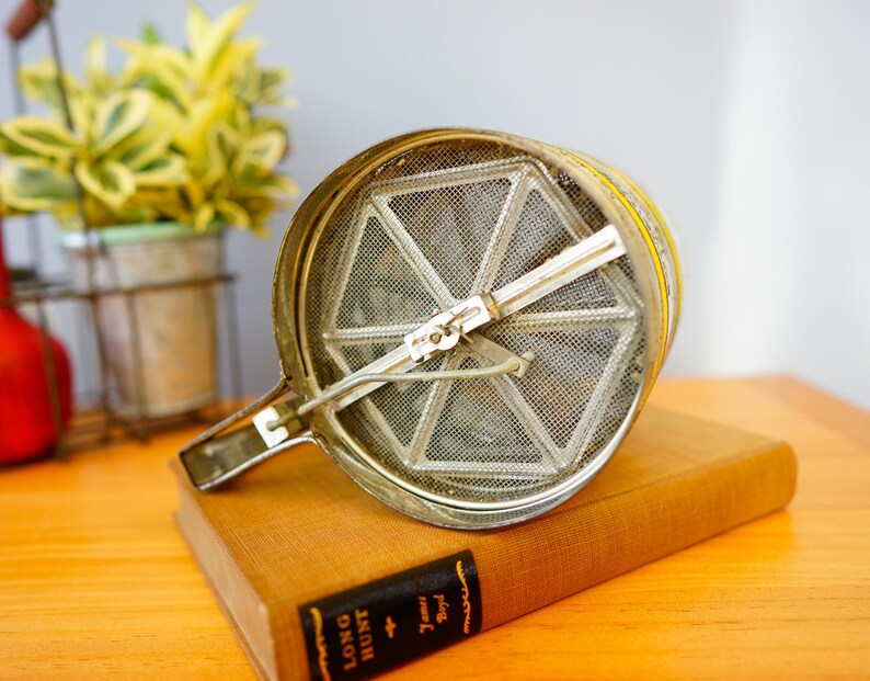 Vintage Foley Flour Sifter/ Vintage Sieve/ Sift-chine/ Vintage - Etsy