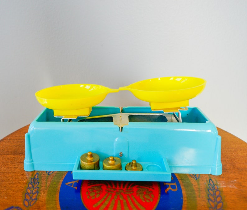 Vintage Little Cookie Scales/ Vintage Toy Scales/ 1960s Play Scales ...