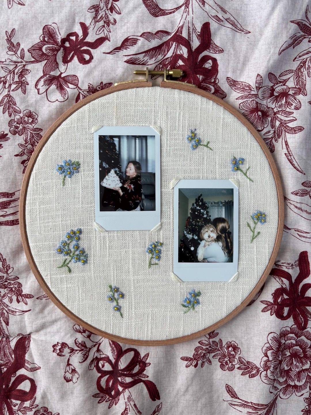 Forget-me-not Embroidered Polaroid Frame - Etsy