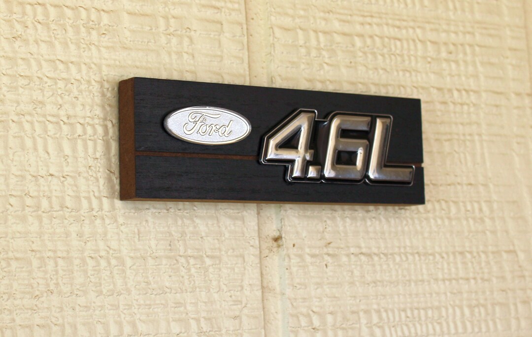 Ford 4.6L Engine Emblem Wall Plaque - Automotive Garage Decor AE-088 - Etsy