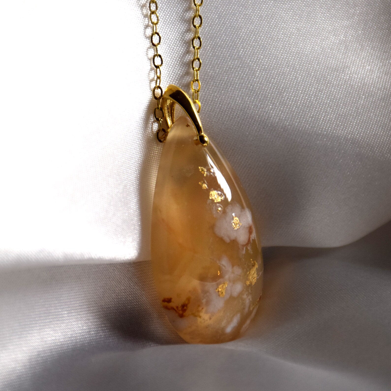 Stunning Sunny Gold and Cream Translucent Gold Cherry Blossom sakura ...