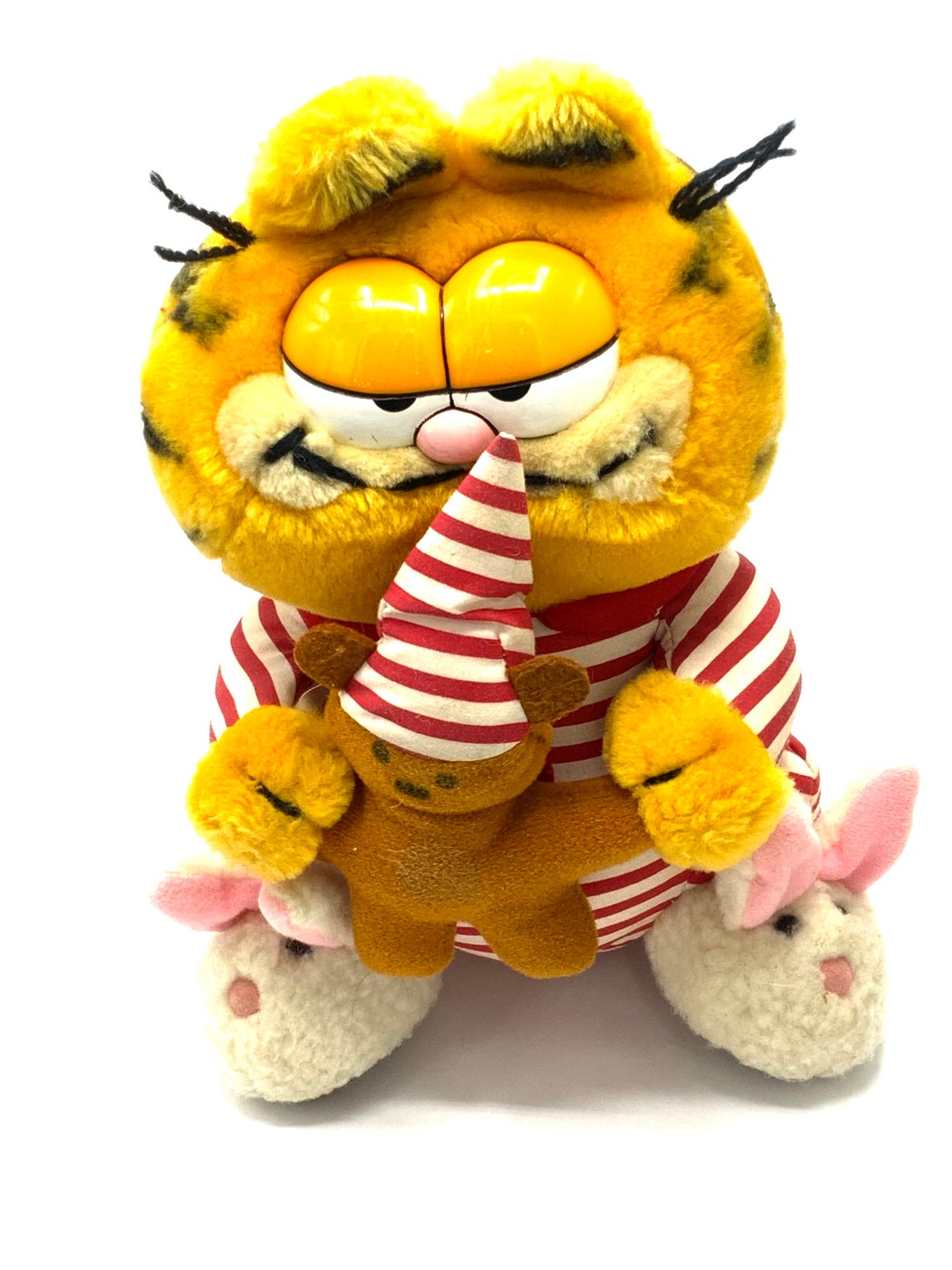 Gorgeous Collectible and Vintage Garfield and Pooky Pj Stuffed,orange ...