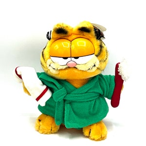 Gorgeous Collectible and Vintage Garfield Green Bathrobe NWT, Stuff ...