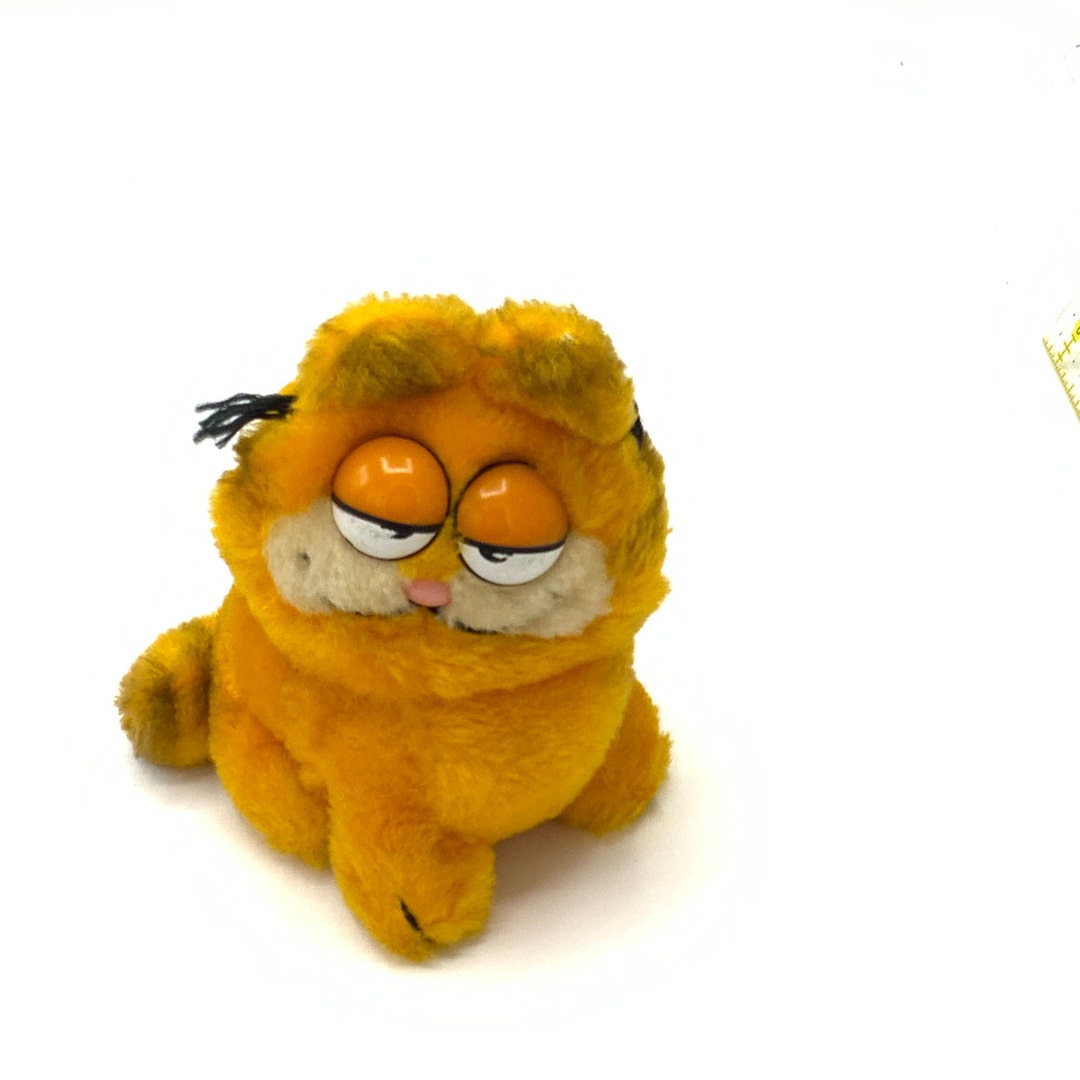 Gorgeous Collectible and Vintage Garfield Stuffed Animal Sitting. - Etsy