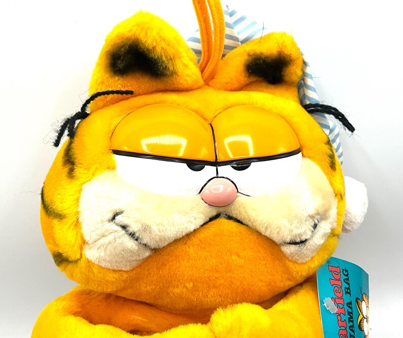 Gorgeous Collectible and Vintage Garfield With White Shoes and PJ. St ...