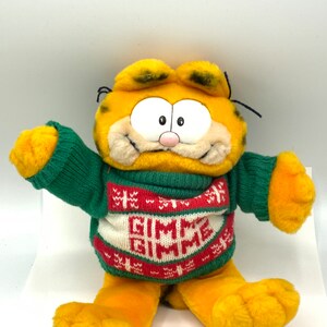 Gorgeous Collectible and Vintage Garfield Gimme Sweater, Stuffed Animal ...