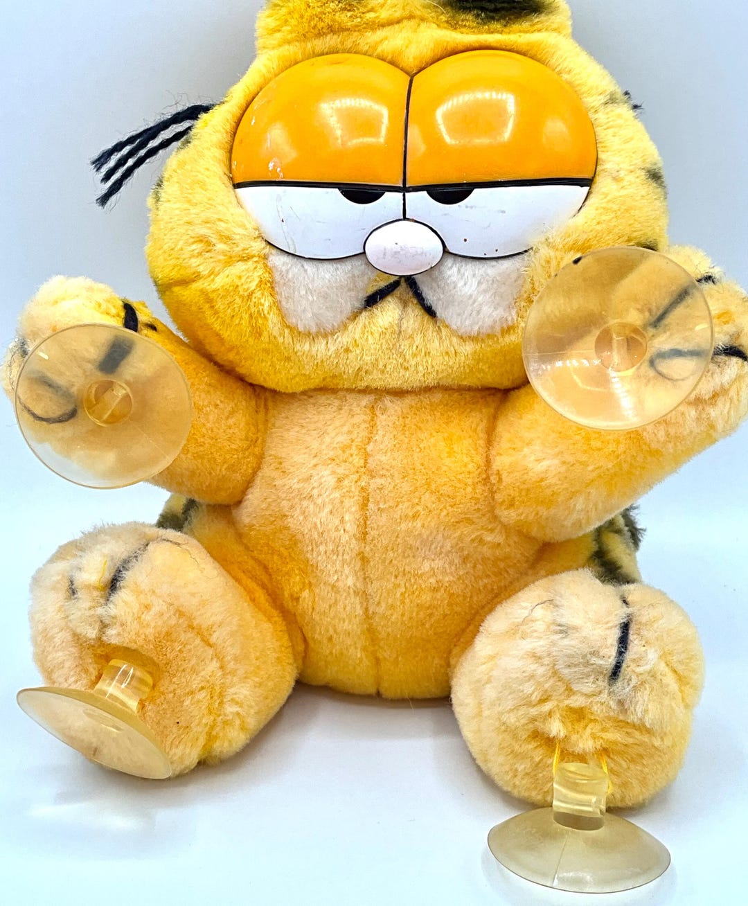 Gorgeous Collectible and Vintage Garfield, Suction Cup,stuffed, Cat ...