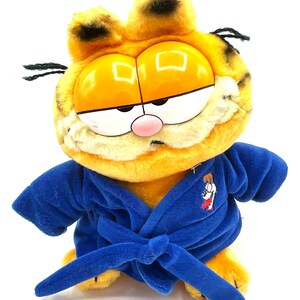 Gorgeous Collectible and Vintage Garfield Stuffed Animal With Blue Robe ...