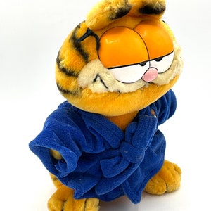 Gorgeous Collectible and Vintage Garfield Stuffed Animal With Blue Robe ...